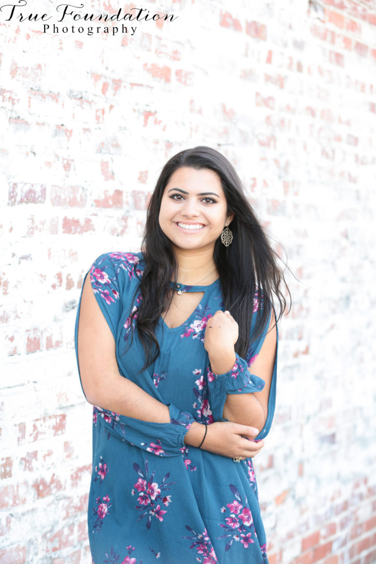 Hendersonville, NC Senior Photography | Victoria